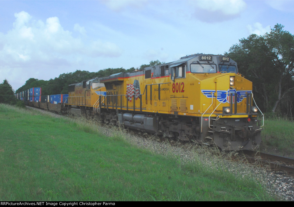 UP 8012 Through Engle